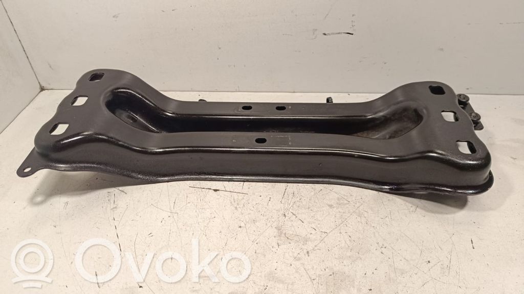 A2052401402 Mercedes-Benz C W205 Gearbox mounting bracket, €5.00 | RRR