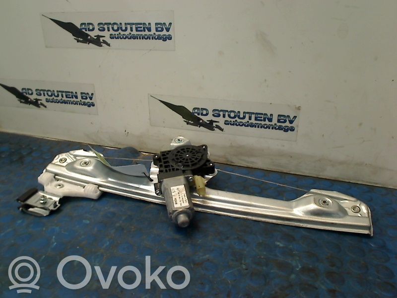 98820M2X10 Opel Karl Front window lifting mechanism without motor, €40. ...