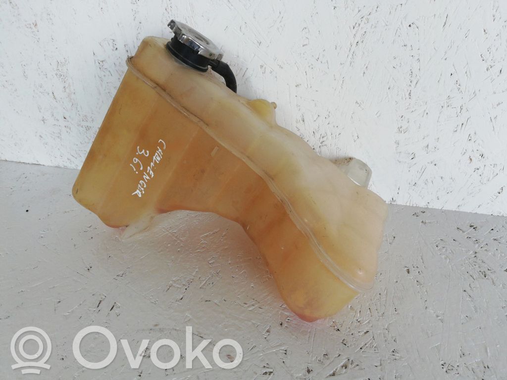 68237637AB Dodge Challenger Vase d'expansion / bouchon de réservoir de ...