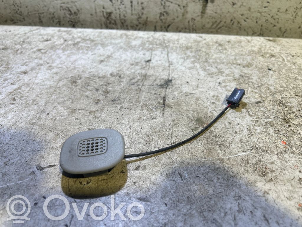 68207349AC Dodge VAN RAM Microphone (bluetooth/phone), €12.00 | RRR