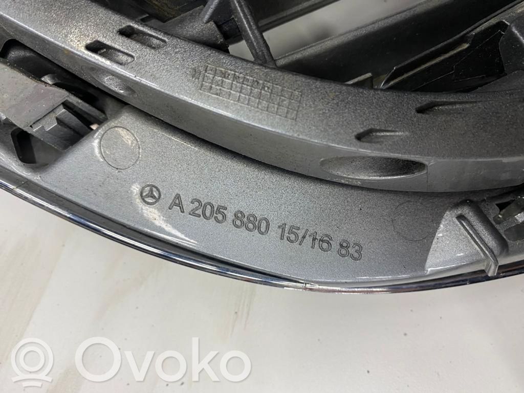 STU636 Mercedes-Benz C W205 Grille calandre supérieure de pare-chocs ...