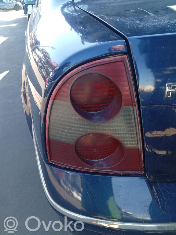 Volkswagen PASSAT B5.5 Tailgate rear/tail lights, €40.59 | RRR