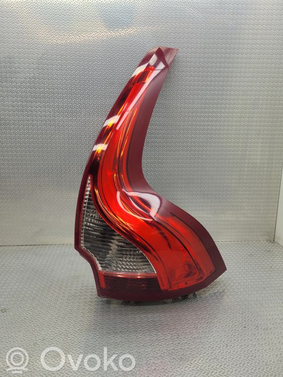 31323035 Volvo XC60 Feux arrière / postérieurs, 145,00 € | OVOKO