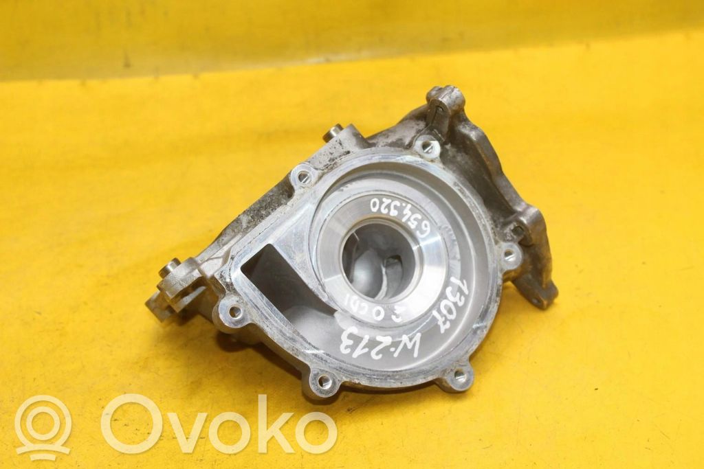 Mercedes-Benz C W205 Other engine bay part, €65.55 | RRR