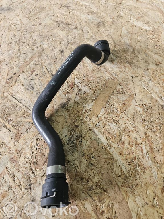 8R0819334AC Porsche Macan (95B) Engine coolant pipe/hose, €13.00 | RRR