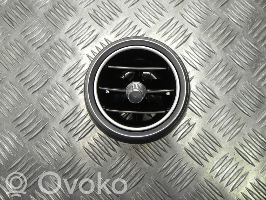 A2058300301 Mercedes-Benz C AMG W205 Grille d'aération arrière, 15,00 ...