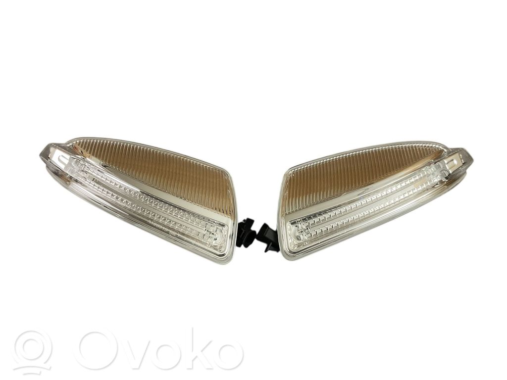 A2048200721 Mercedes-Benz ML W164 Mirror indicator light, €76.00 | RRR