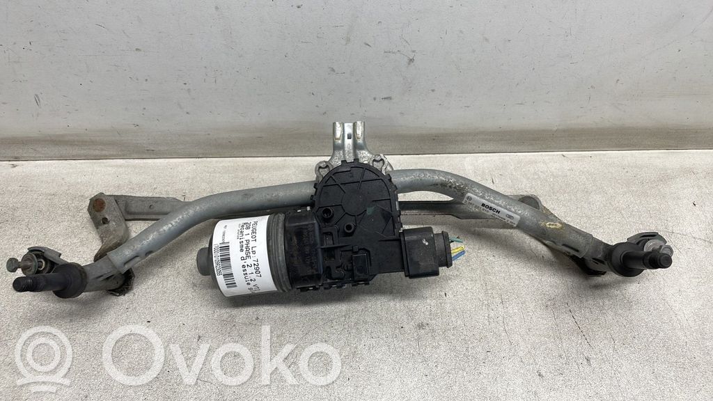 9815497780 Peugeot 208 Front wiper linkage and motor, €60.00 | RRR