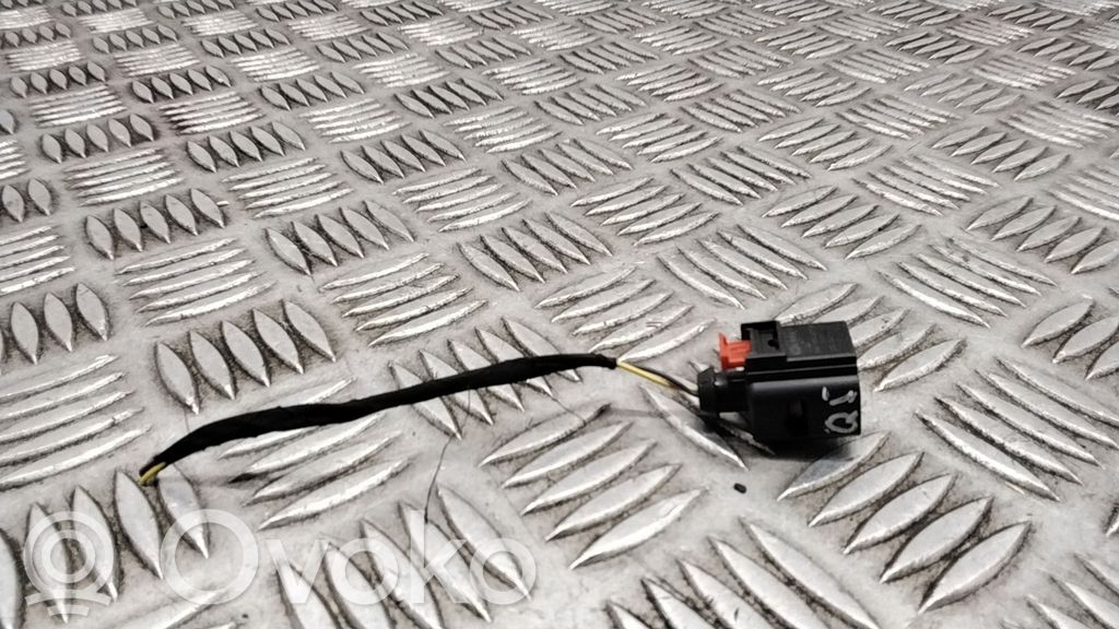 8K0973702 Audi Q5 SQ5 Autres faisceaux de câbles, 5,00 € | OVOKO