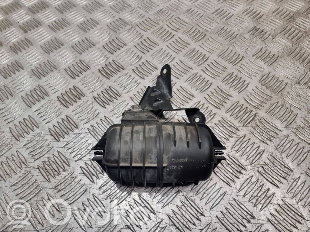 11652247620 BMW 3 E46 Réservoir d'air sous vide, 6,00 € | OVOKO