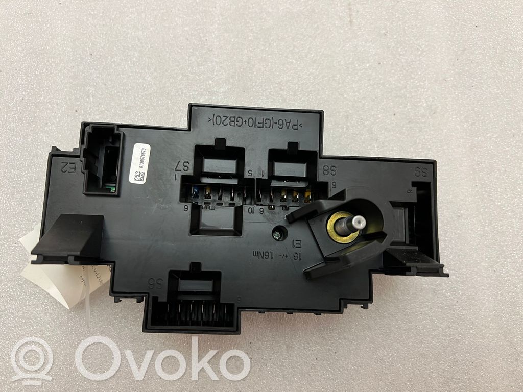 UTO24932 Mercedes-Benz GLC X253 C253 Module de fusibles A2229063202 ...