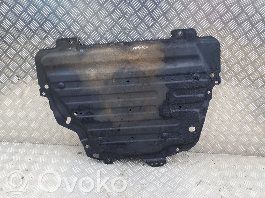 Land Rover Freelander 2 - LR2 Engine splash shield/under tray, €30.00 | RRR
