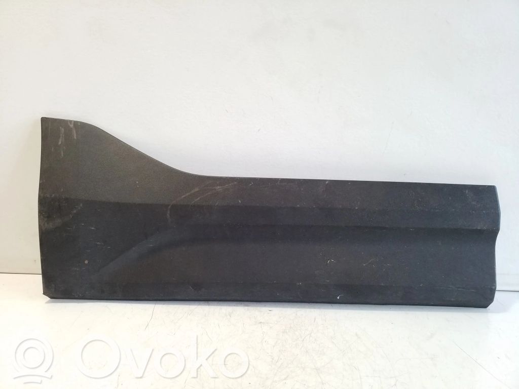 31448319 Volvo XC40 Moulure de porte arrière, 40,00 € | OVOKO