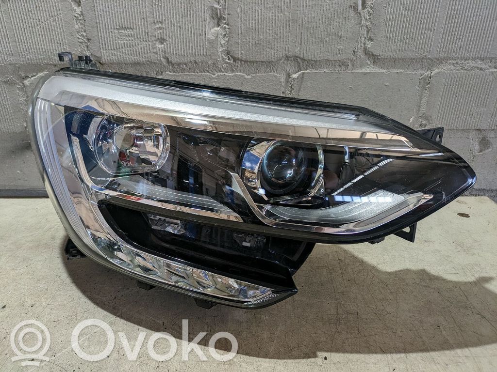 260100506R Renault Megane IV Phare frontale, 344,00 € | OVOKO