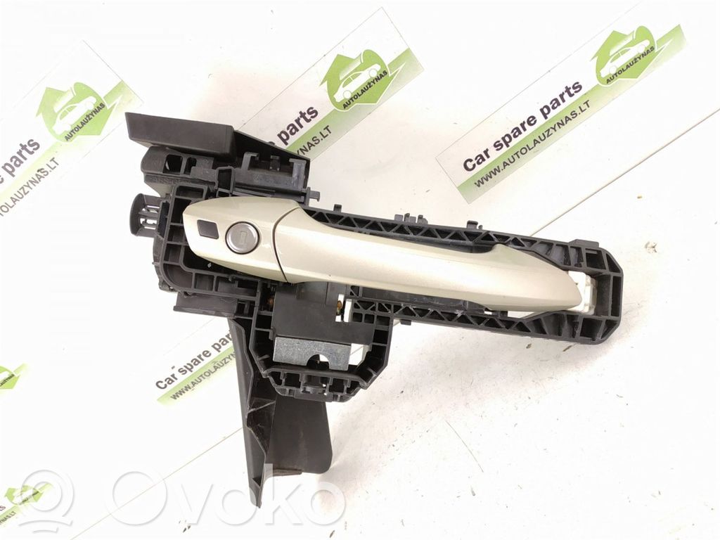 2047600270 Mercedes-Benz C W204 Poignée extérieure avant, 20,69 € | OVOKO