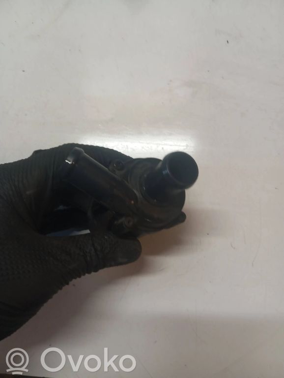 31320347 Volvo V40 Cross country Pompe à eau de liquide de ...