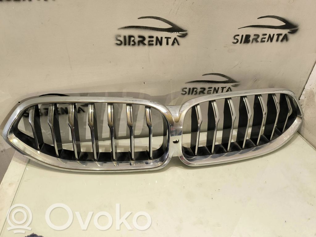 19297610 BMW M8 F91 F92 G14 G15 Grille de calandre avant, 500,00 € | OVOKO