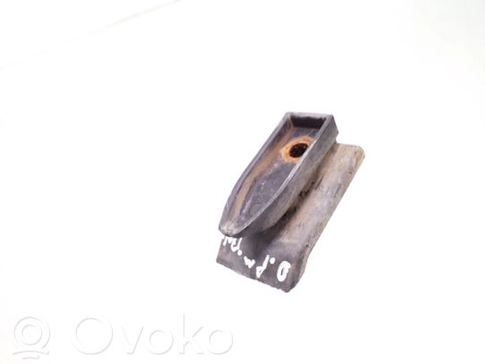 2208800030 Mercedes-Benz S W220 Support de montage de pare-chocs avant ...