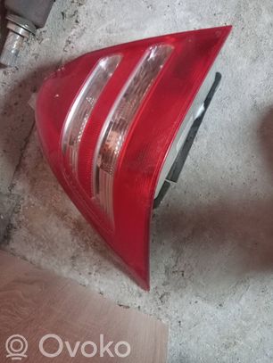 2038200164 Mercedes-Benz C W203 Feux arrière / postérieurs, 7,06 € | OVOKO