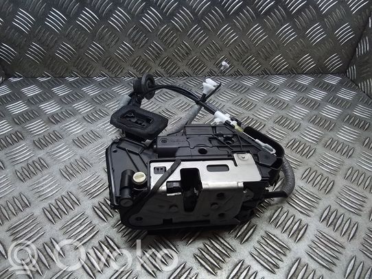 5TA839015Q Skoda Octavia Mk3 (5E) Front door lock, €27.03 | RRR