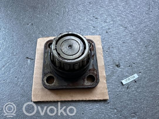 4002201J00 Nissan Patrol Y60 Écrous et boulons, 25,00 € | OVOKO