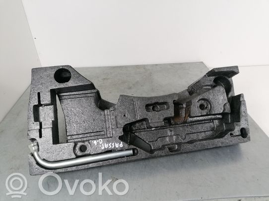 3c5012115d Volkswagen PASSAT B7 Boîte à outils, 7,00 € | OVOKO