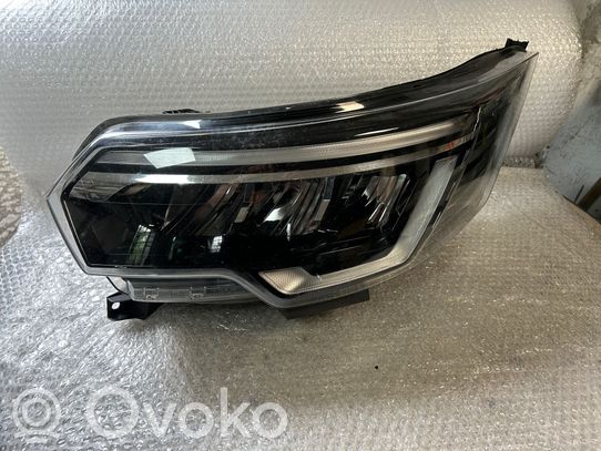 260601790R Renault Trafic III (X82) Phare frontale, 150,00 € | OVOKO