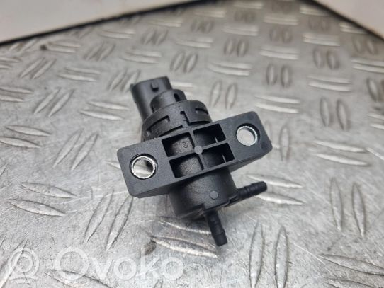 55574896 Opel Astra K Électrovanne turbo, 17,00 € | OVOKO