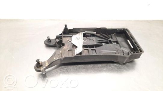 2Q0915331 Seat Arona Support boîte de batterie, 27,35 € | OVOKO
