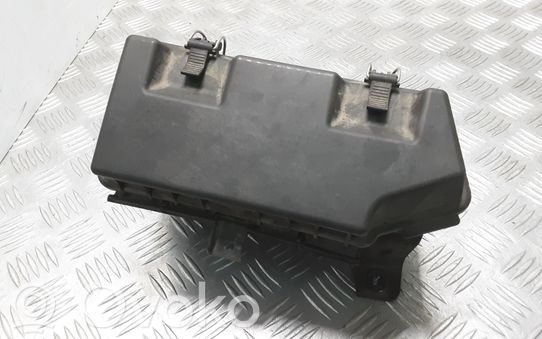 1645400624 Mercedes-Benz ML W164 Boîte à fusibles, 15,00 € | OVOKO