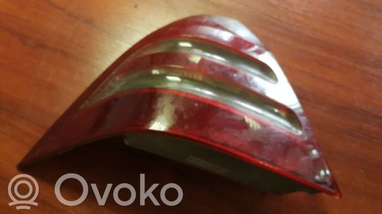 2038200164 Mercedes-Benz C W203 Feux arrière / postérieurs, 7,06 € | OVOKO