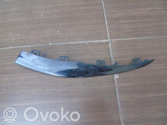 2058856604 Mercedes-Benz C W205 Moulure de pare-chocs avant, 77,12 ...