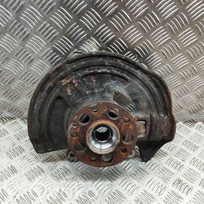 A2463320100 Mercedes-Benz CLA C117 X117 W117 Moyeu de roue avant, 199 ...