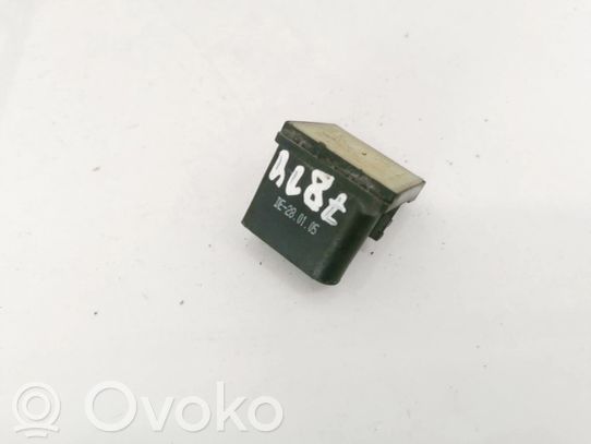 1K0927810D Skoda Octavia Mk2 (1Z) Capteur pédale d'embrayage, 6,50 ...