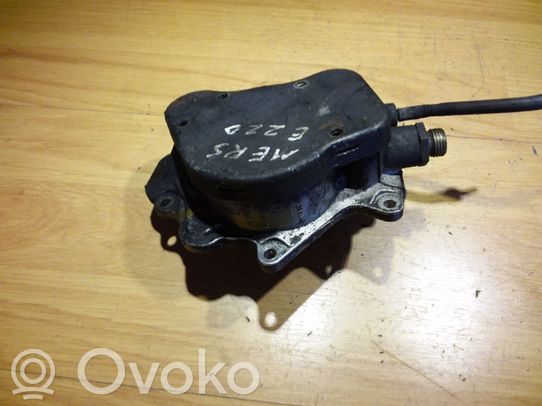 0002303165 Mercedes-Benz E W124 Pompe à vide, 65,00 € | OVOKO