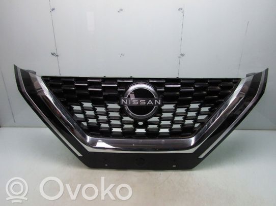 623106UAA Nissan Qashqai J12 Grille calandre supérieure de pare-chocs ...