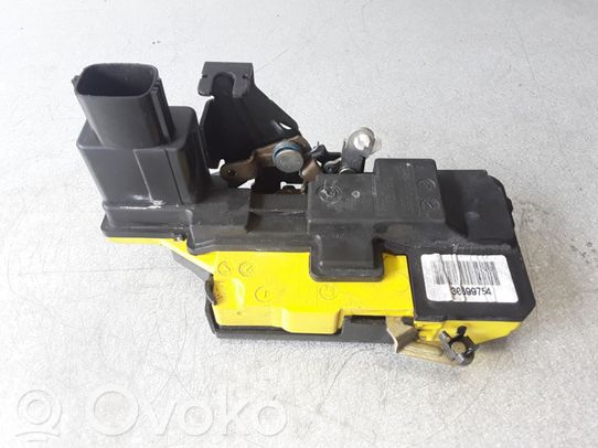 30699754 Volvo XC90 Serrure de porte arrière, 12,00 € | OVOKO
