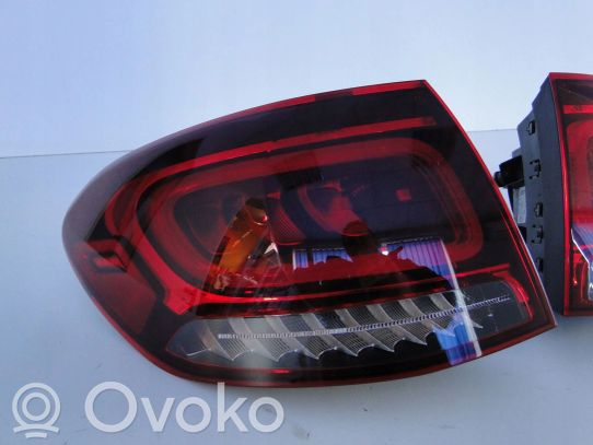 A2539063303 Mercedes-Benz GLC X253 C253 Feux arrière / postérieurs, 636,39 € | OVOKO