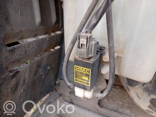 9851025100 Hyundai Accent Pompe de lave-glace de pare-brise, 10,33 ...