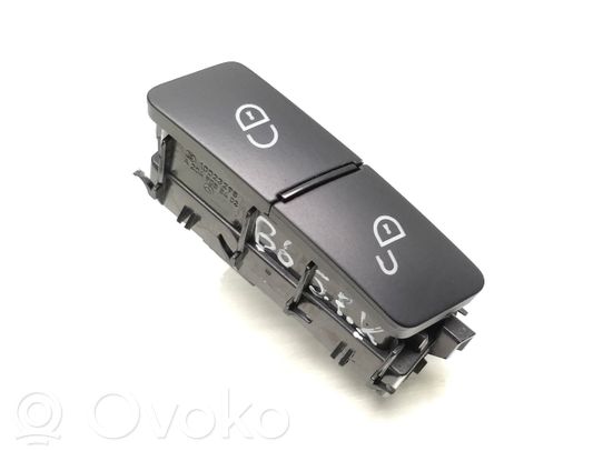 A2049058402 Mercedes-Benz C W204 Keskuslukituksen kytkin, 10,00 € | OVOKO