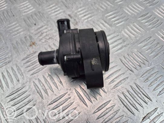A2118350028 Mercedes-Benz C W205 Pompe à eau de liquide de ...
