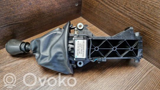 A9062601809 Mercedes-Benz Sprinter W906 Gear shifter/selector, €49.00 | RRR