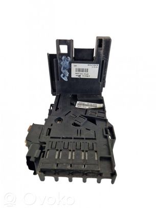 9666527680 Peugeot 3008 I Module de fusibles, 60,00 € | OVOKO