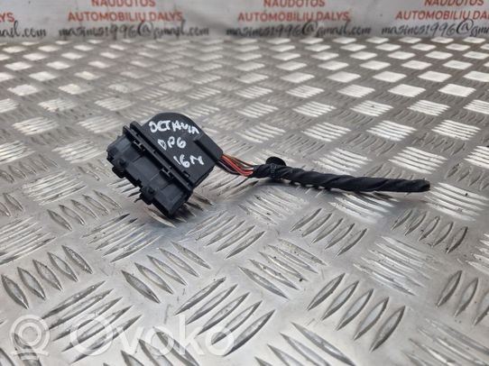 8K0972701 Skoda Octavia Mk3 (5E) Faisceau de câblage de porte arrière ...