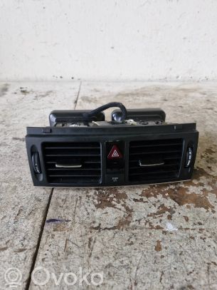 A2048304054 Mercedes-Benz C W204 Grille d'aération centrale, 40,00 ...