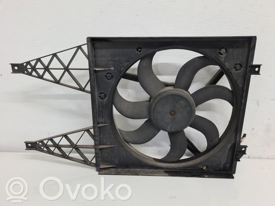 6Q0121207L Skoda Fabia Mk1 (6Y) Ventilateur de refroidissement de ...