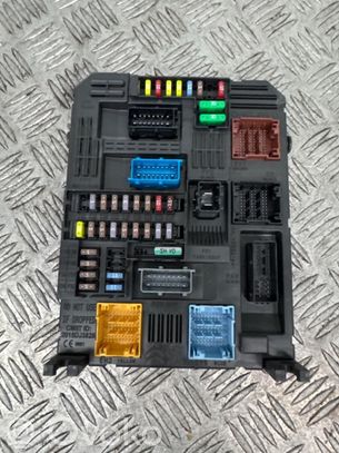 9819851480-01 Citroen C4 Grand Picasso Module de fusibles, 114,89 € | OVOKO