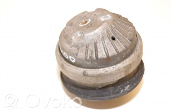 A2202401917 Mercedes-Benz SLK R170 Engine mount bracket, 27.50 € | RRR