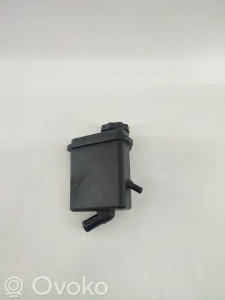 a2214660302 Mercedes-Benz S W221 Power steering fluid tank/reservoir ...