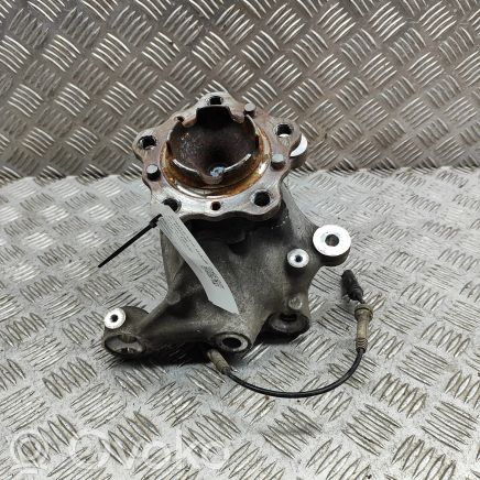 2284001 BMW M4 F82 F83 Front wheel hub spindle knuckle, 230.00 € | RRR